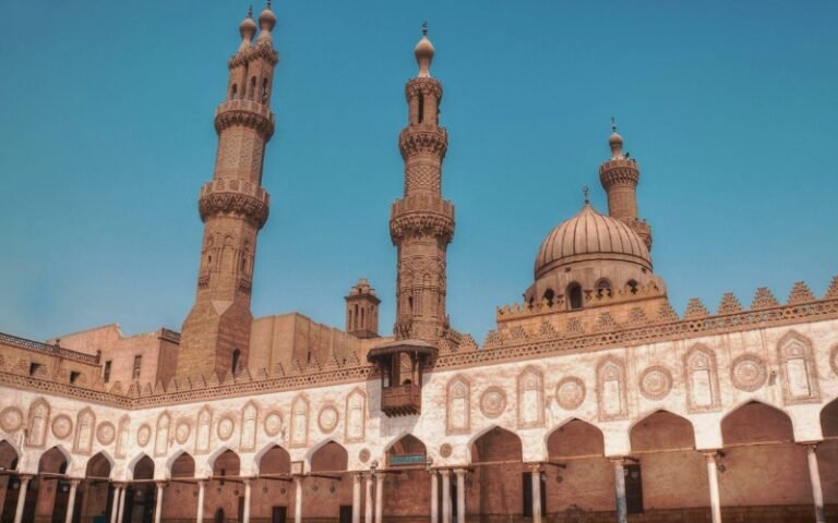 A Stunning Al-Azhar Mosque: Cairo's Icon of Islamic Heritage