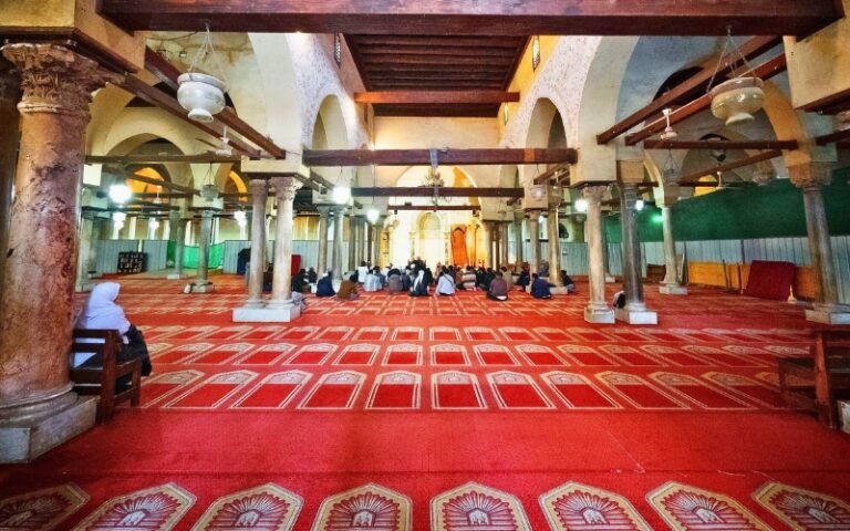 A Stunning Al-Azhar Mosque: Cairo's Icon of Islamic Heritage