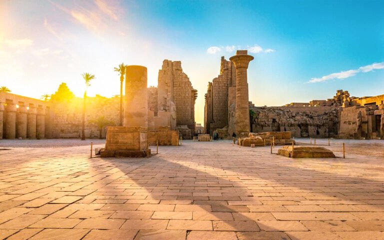Karnak Temple: Immersing in the Splendor of Ancient Egypt